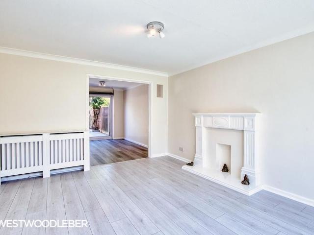 3 bedroom terraced house to rent