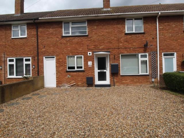 3 bedroom terraced house to rent
