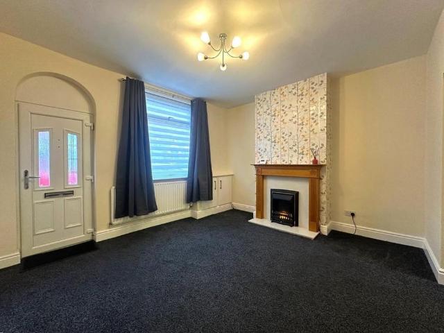 3 bedroom terraced house to rent
