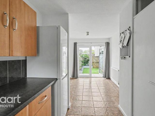 3 bedroom terraced house to rent