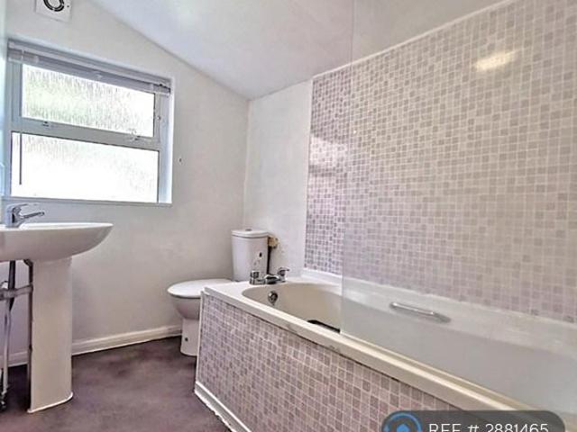 3 bedroom terraced house to rent