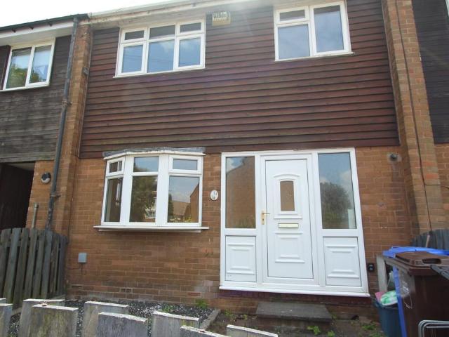 3 bedroom terraced house to rent