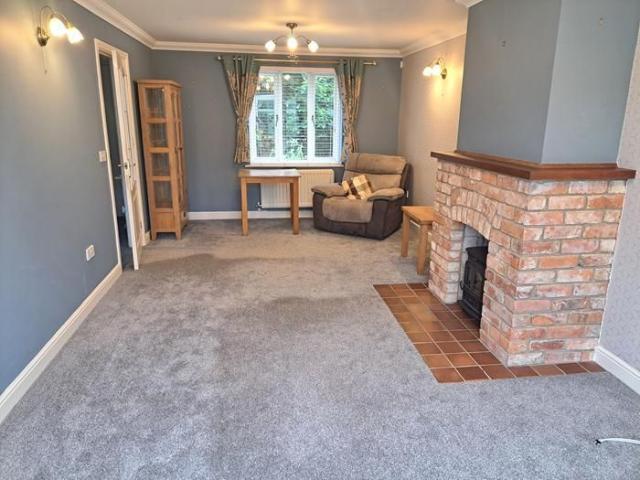 3 bedroom terraced house to rent
