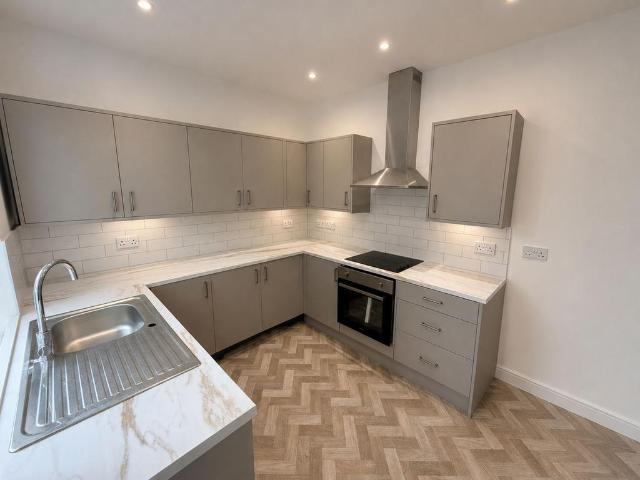 3 bedroom terraced house to rent