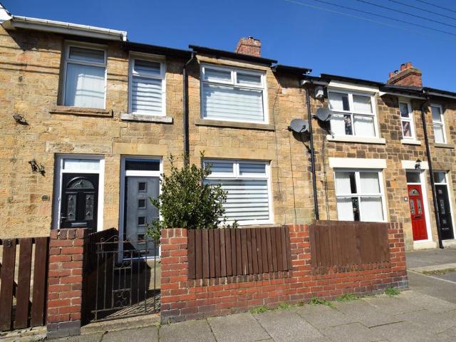 3 bedroom terraced house to rent