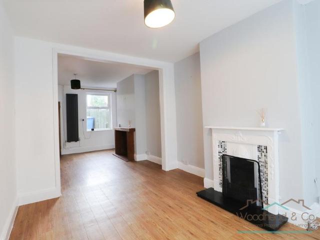 3 bedroom terraced house to rent