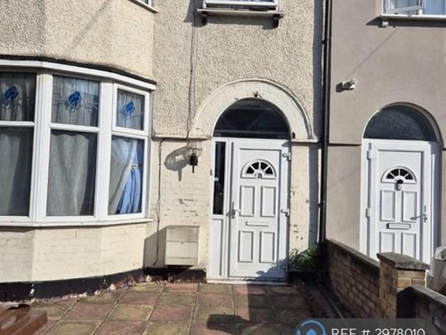 3 bedroom terraced house to rent