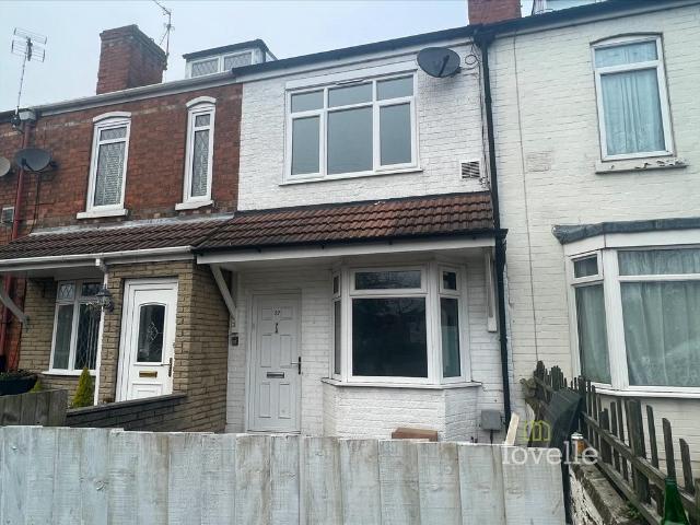 3 bedroom terraced house to rent