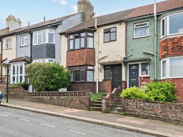 3 bedroom terraced house to rent