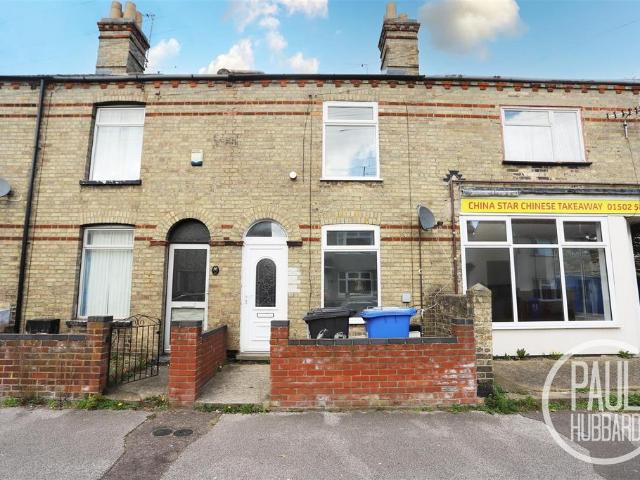 3 bedroom terraced house to rent
