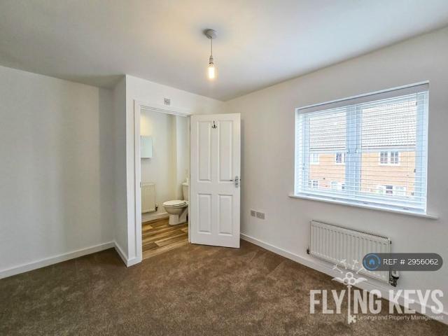 3 bedroom terraced house to rent