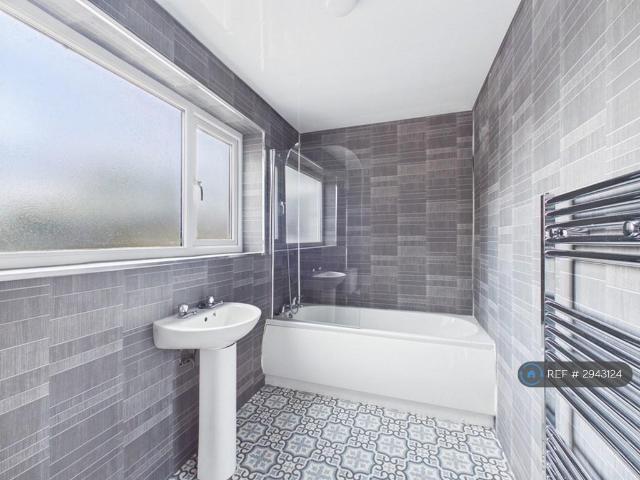 3 bedroom terraced house to rent