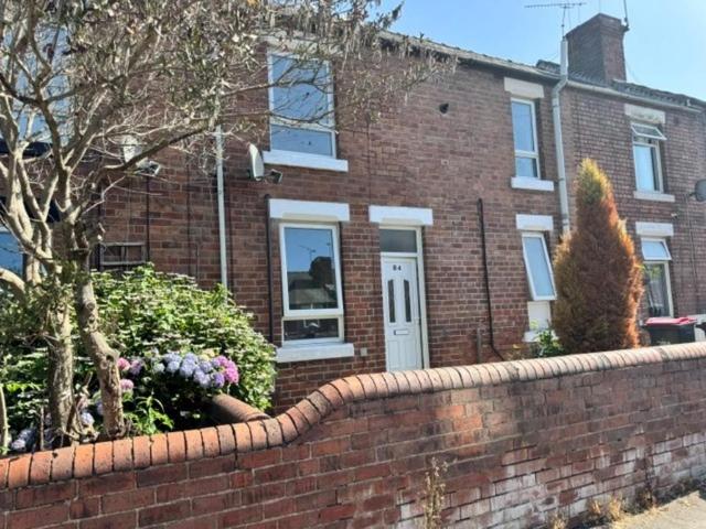 3 bedroom terraced house to rent