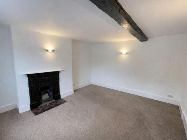 3 bedroom terraced house to rent