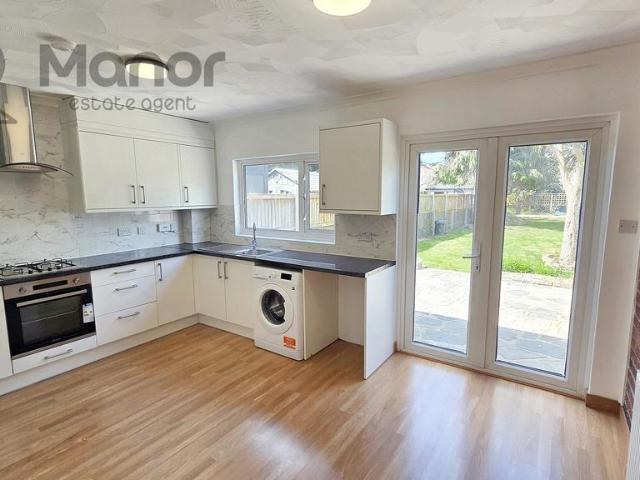3 bedroom terraced house to rent
