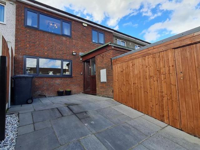 3 bedroom terraced house to rent