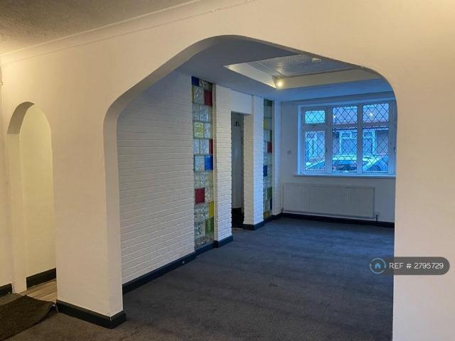 3 bedroom terraced house to rent