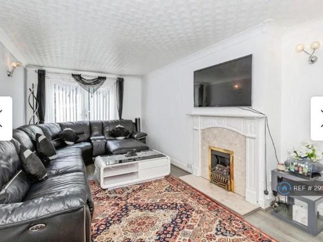 3 bedroom terraced house to rent