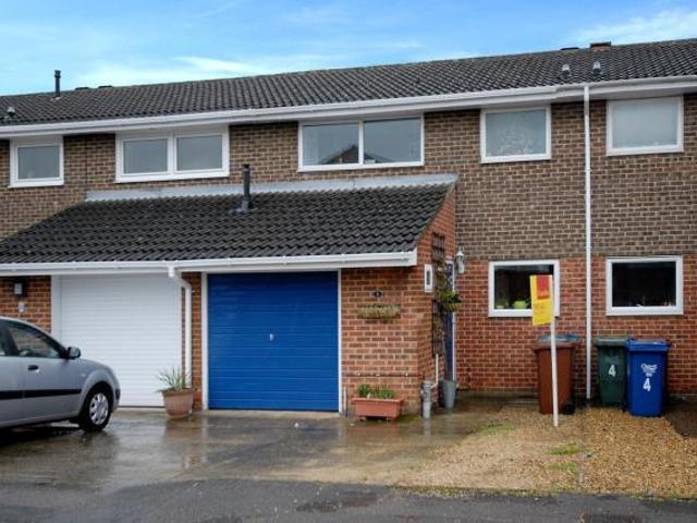3 bedroom terraced house to rent