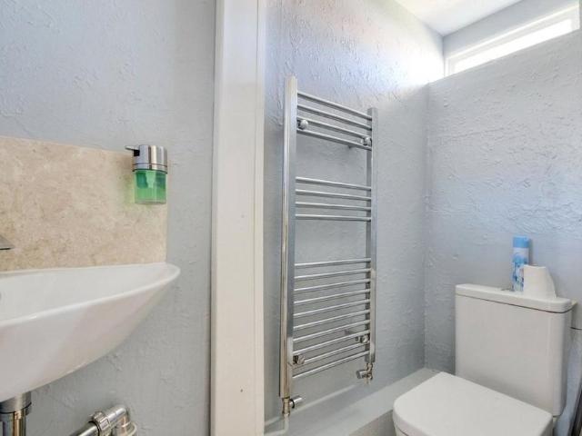 3 bedroom terraced house to rent