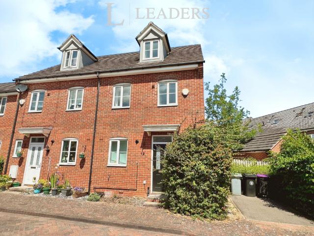 3 bedroom terraced house to rent