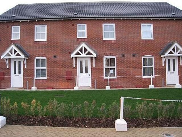 3 bedroom terraced house to rent