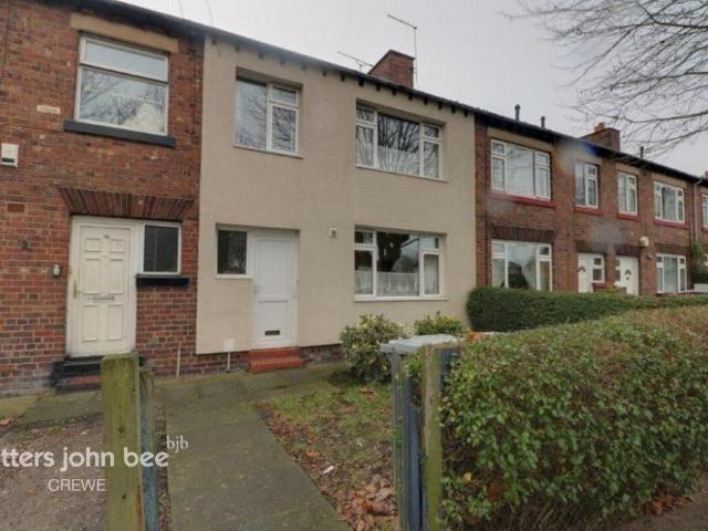 3 bedroom terraced house to rent