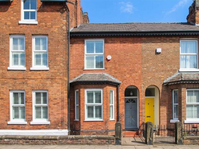 3 bedroom terraced house to rent