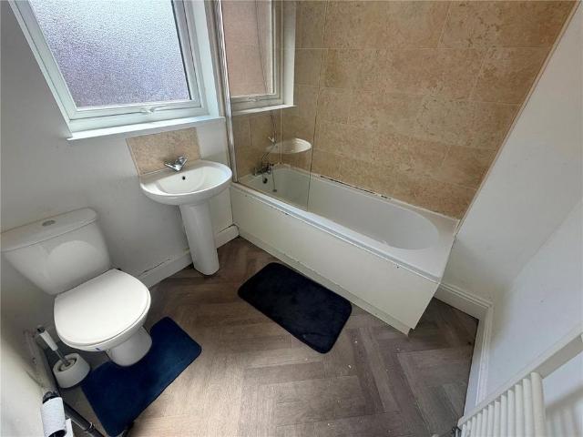 3 bedroom terraced house to rent