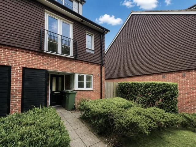 3 bedroom terraced house to rent