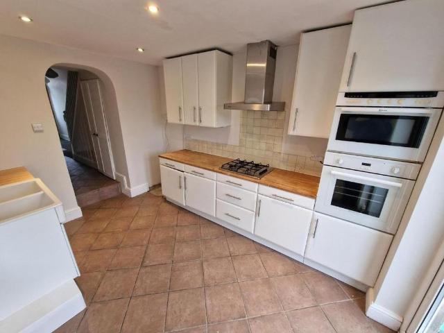 3 bedroom terraced house to rent