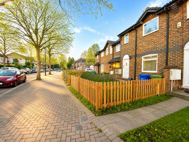 3 bedroom terraced house to rent