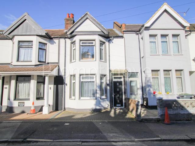 3 bedroom terraced house to rent