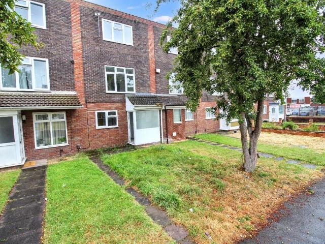 3 bedroom terraced house to rent