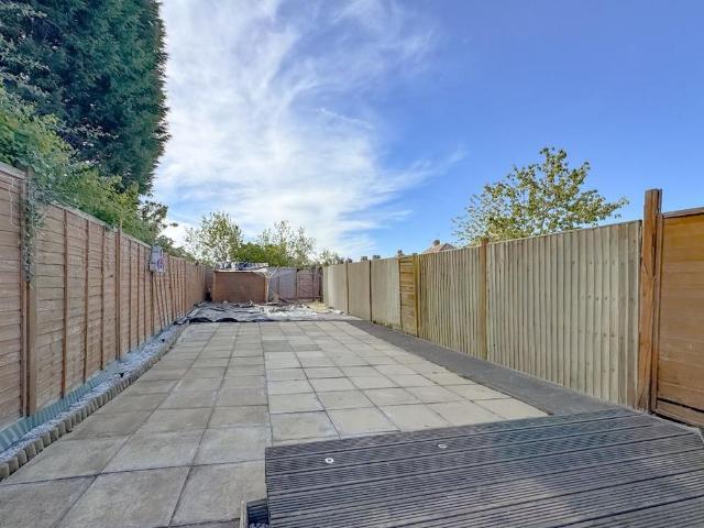 3 bedroom terraced house to rent