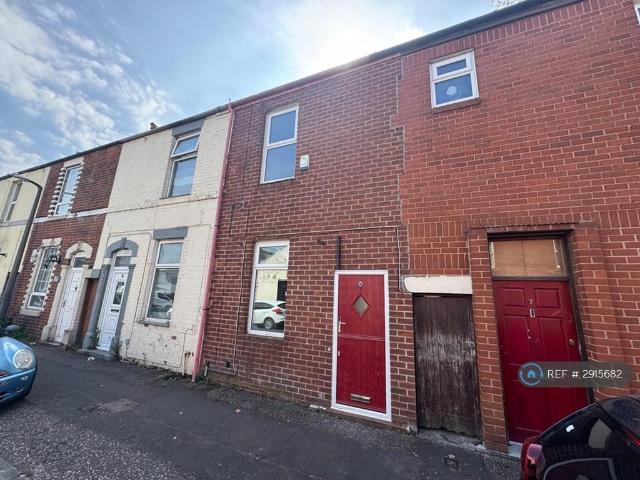 3 bedroom terraced house to rent