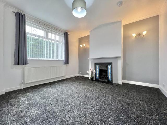 3 bedroom terraced house to rent