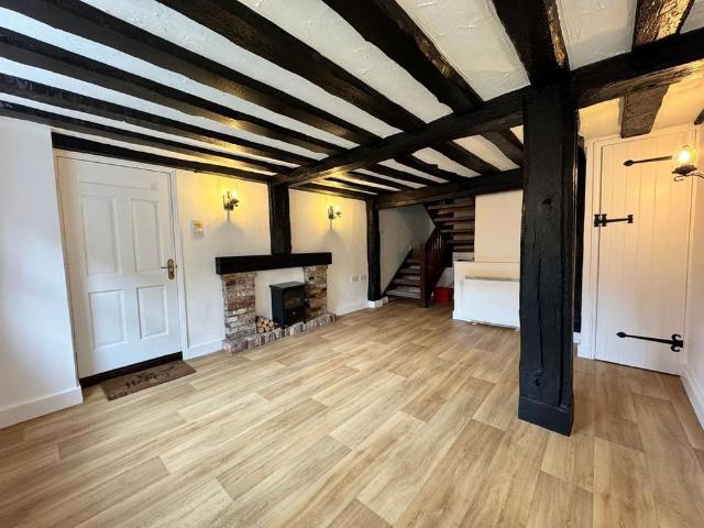 3 bedroom terraced house to rent