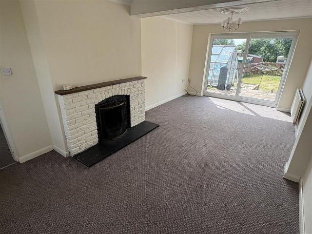3 bedroom terraced house to rent