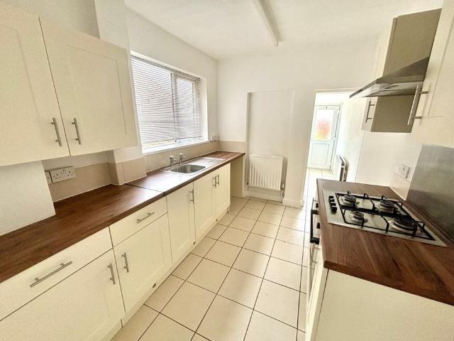 3 bedroom terraced house to rent