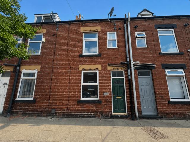 3 bedroom terraced house to rent