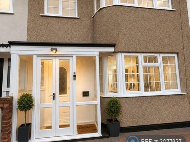 3 bedroom terraced house to rent