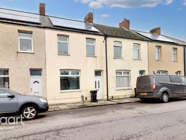 3 bedroom terraced house to rent