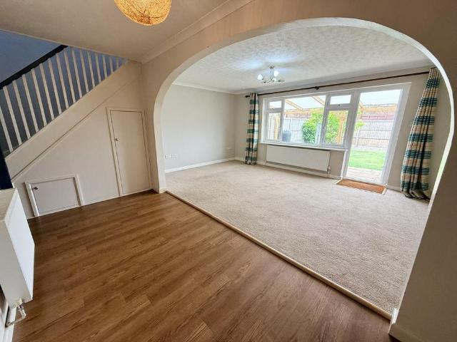 3 bedroom terraced house to rent