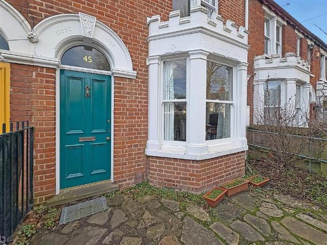 3 bedroom terraced house to rent