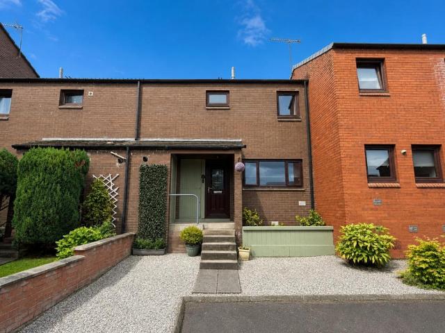 3 bedroom terraced house to rent