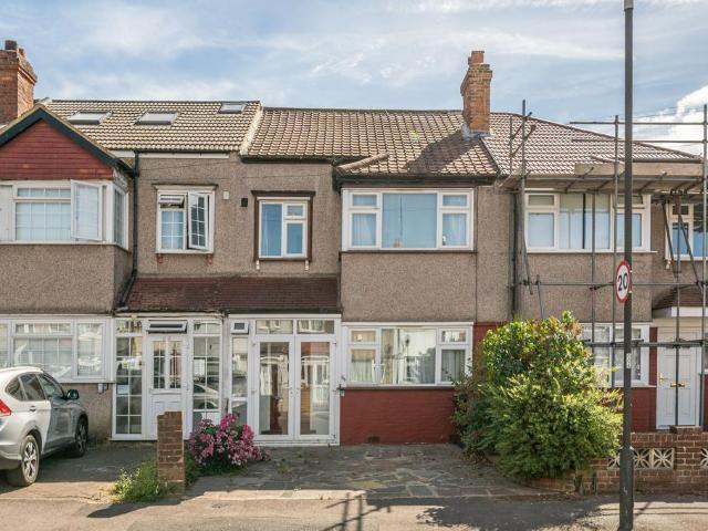 3 bedroom terraced house to rent