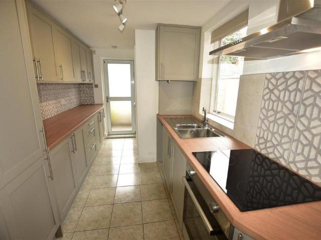 3 bedroom terraced house to rent