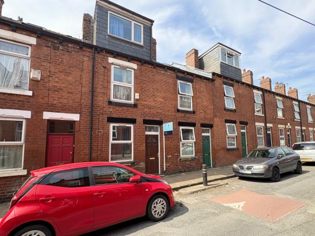 3 bedroom terraced house to rent