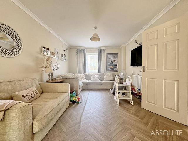 3 bedroom terraced house to rent